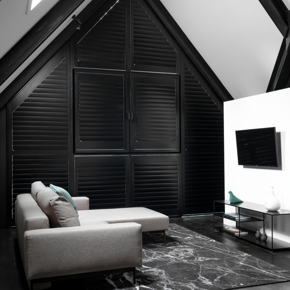 Black shutters | JASNO